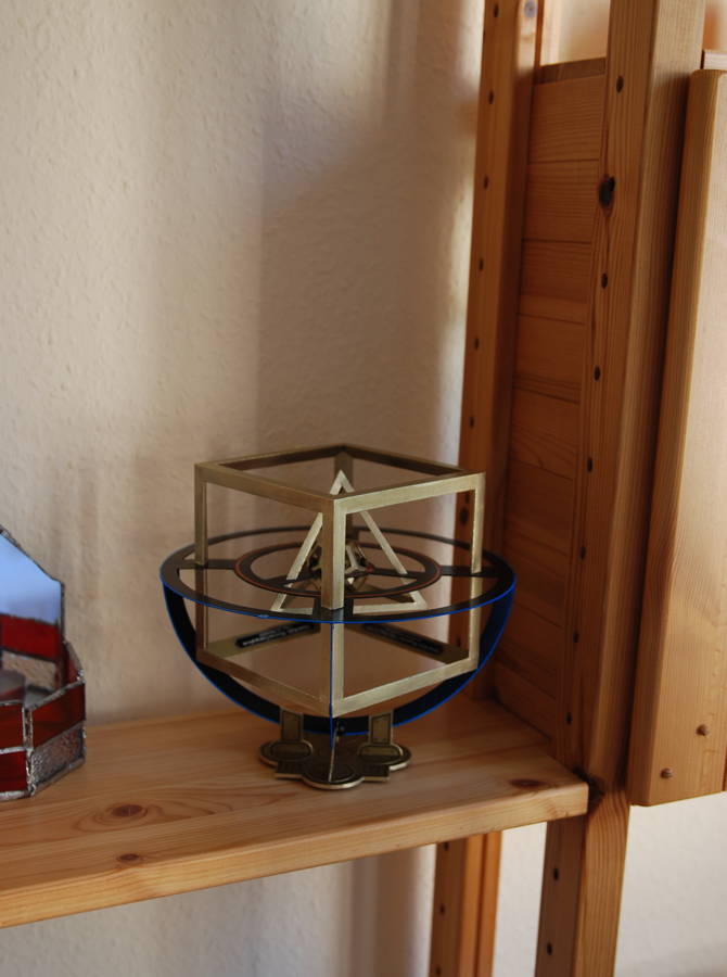 Lutz's Web Site: AstroMedia Paper Models