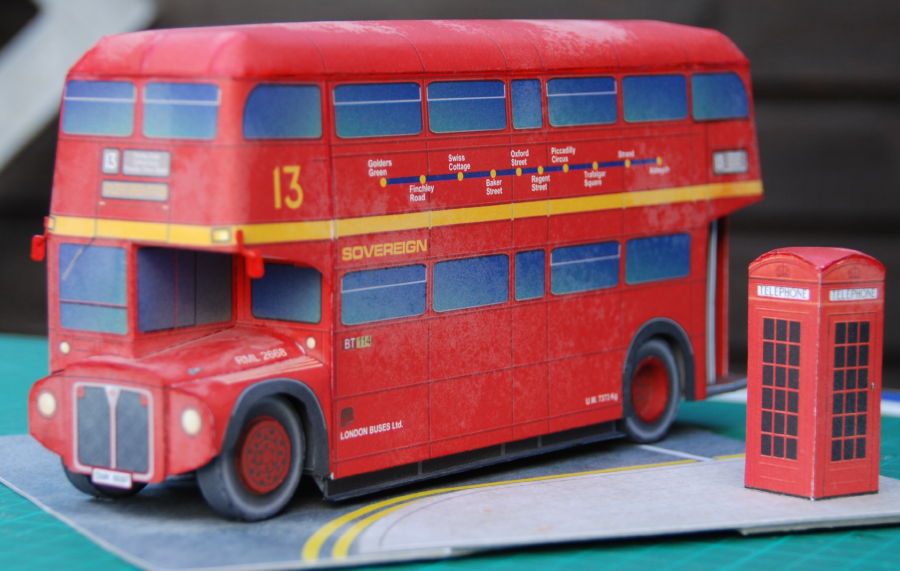 Lutz's Web Site: Paper Model Routemaster Bus